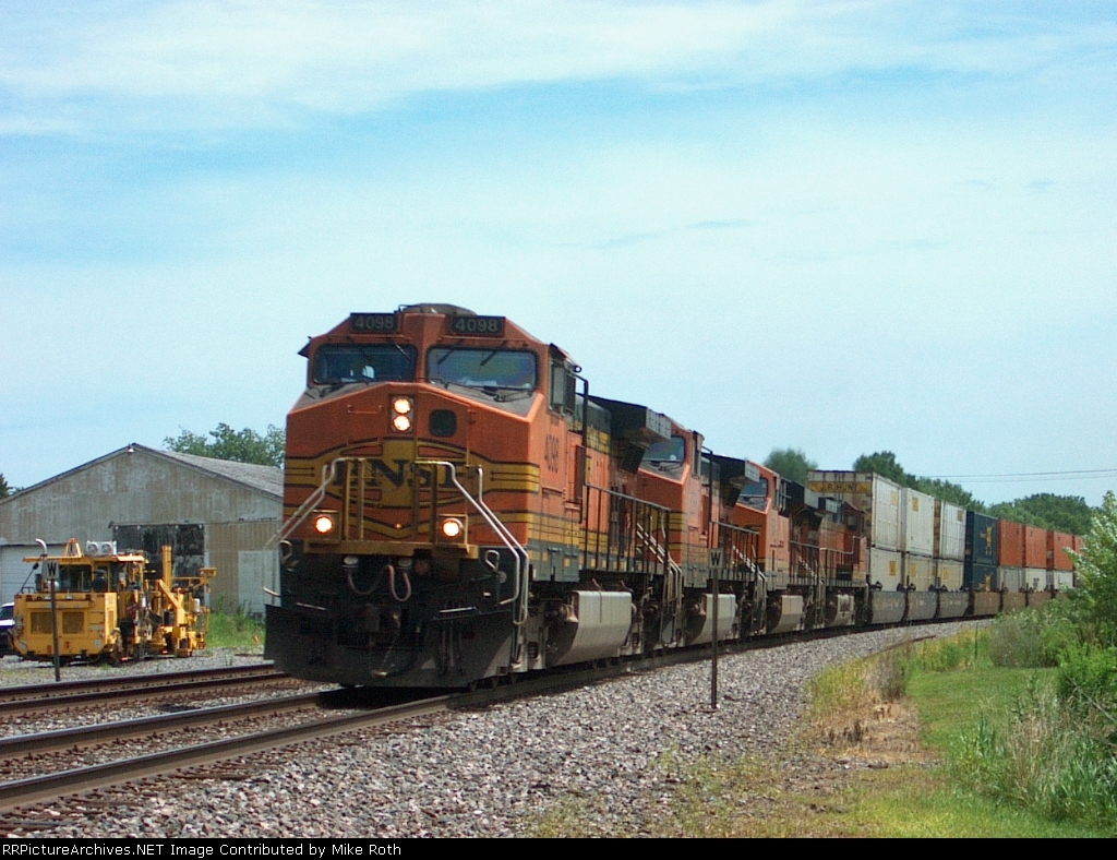 BNSF 4098